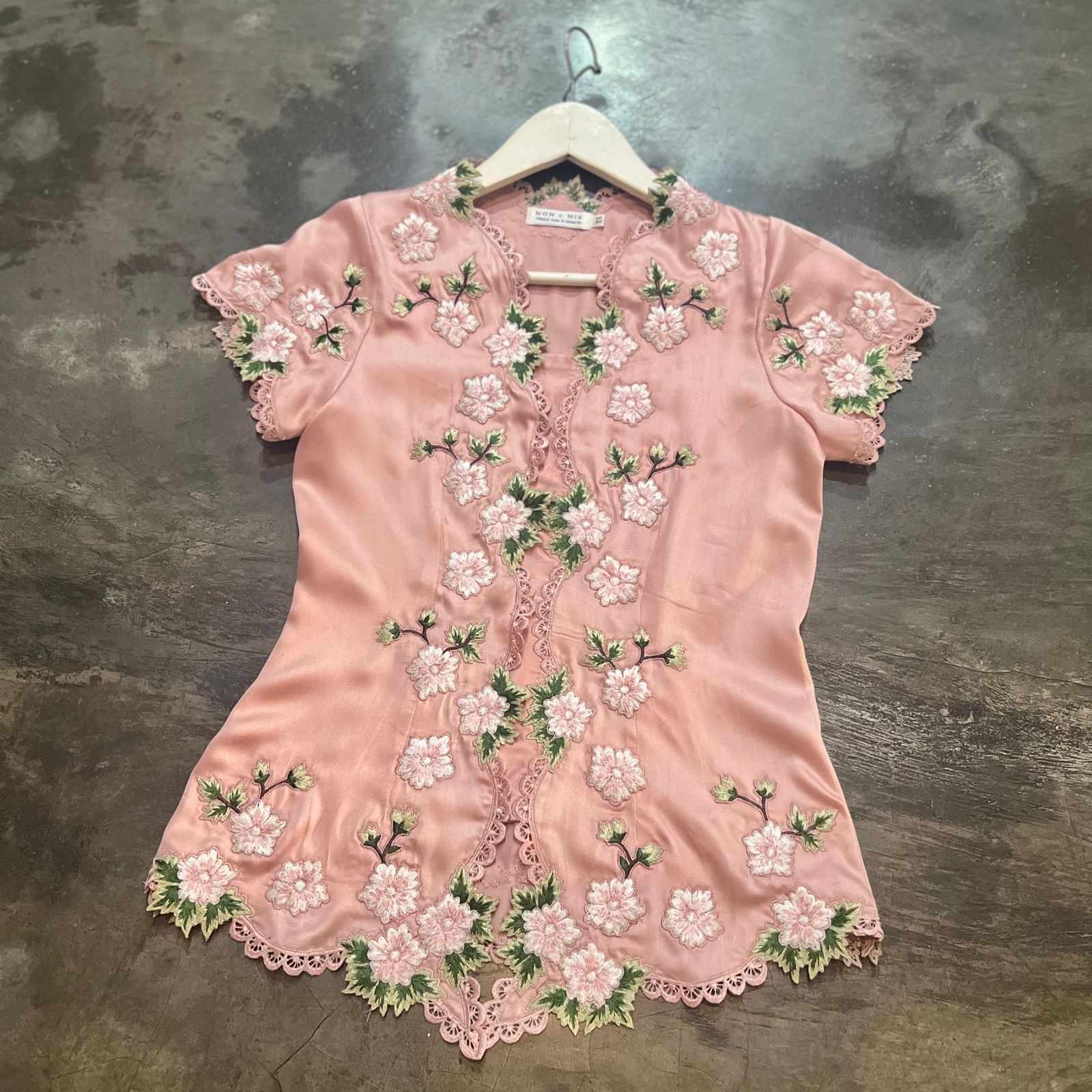 PO Kebaya Handmade Antique Flower Rose - Non&Nik