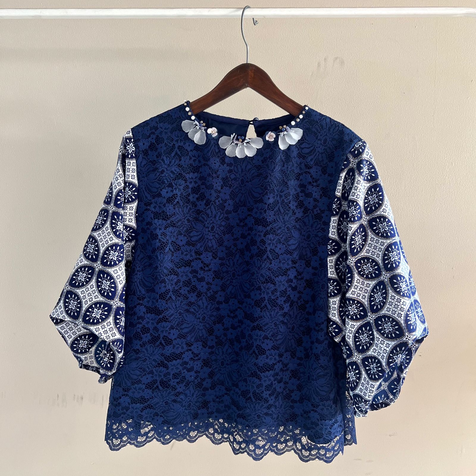 PO Mariela Lace Batik Navy Blue Kawung - Non&Nik