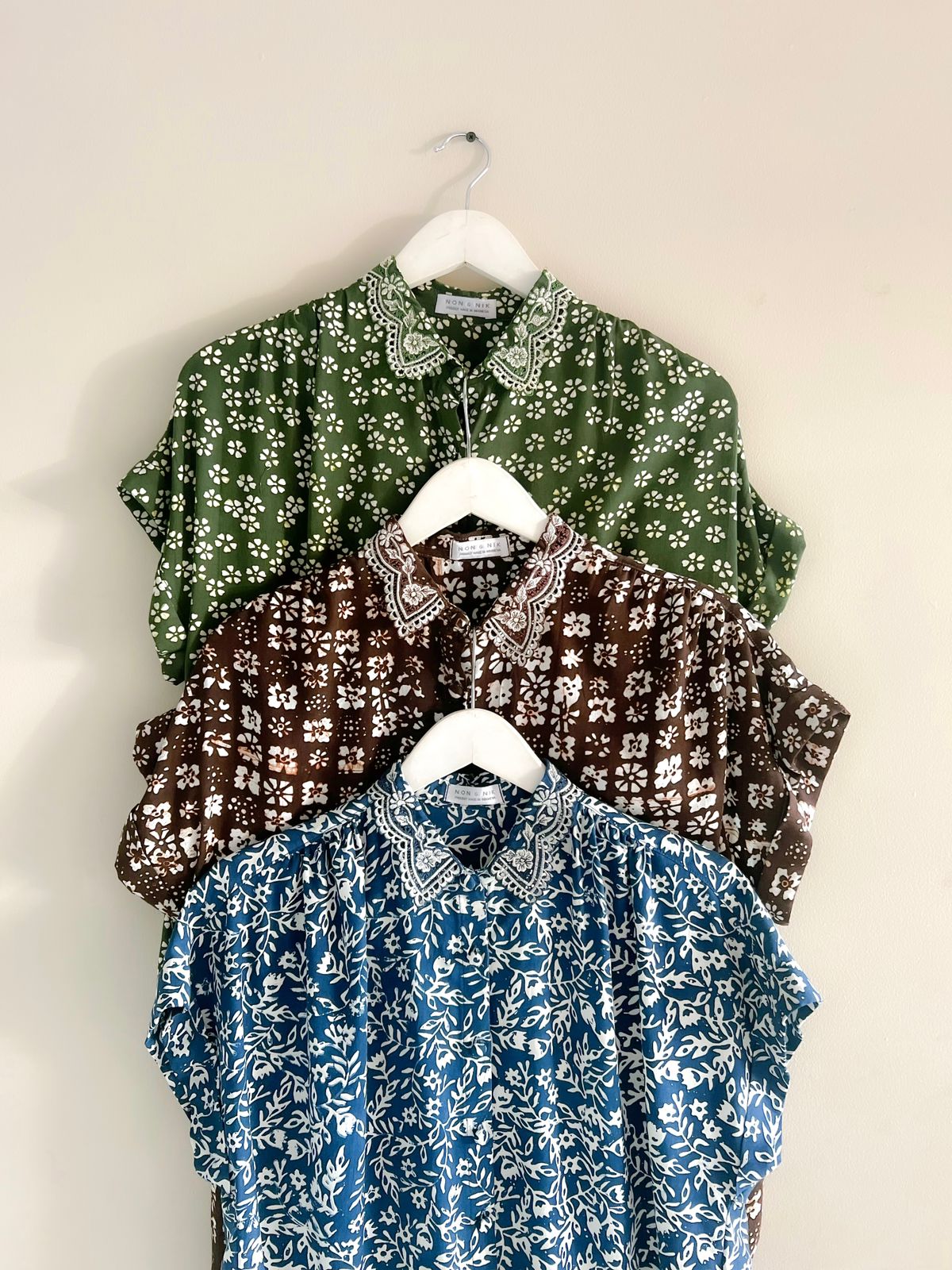 Batik Shirt Embroidery Bunga - Non&Nik